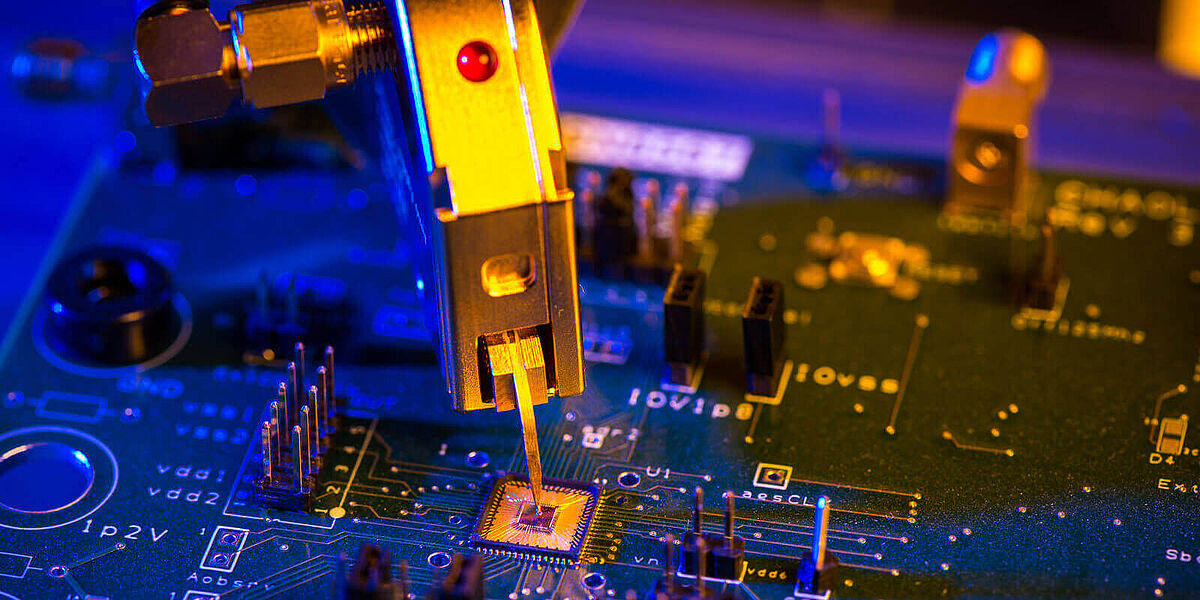 Reverse Engineering: How Hackers Learn