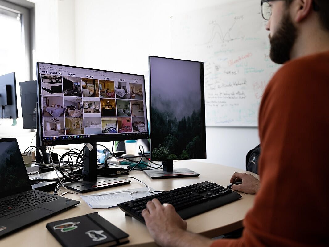 This Is How Artificially Generated Images Reveal Their True Colours